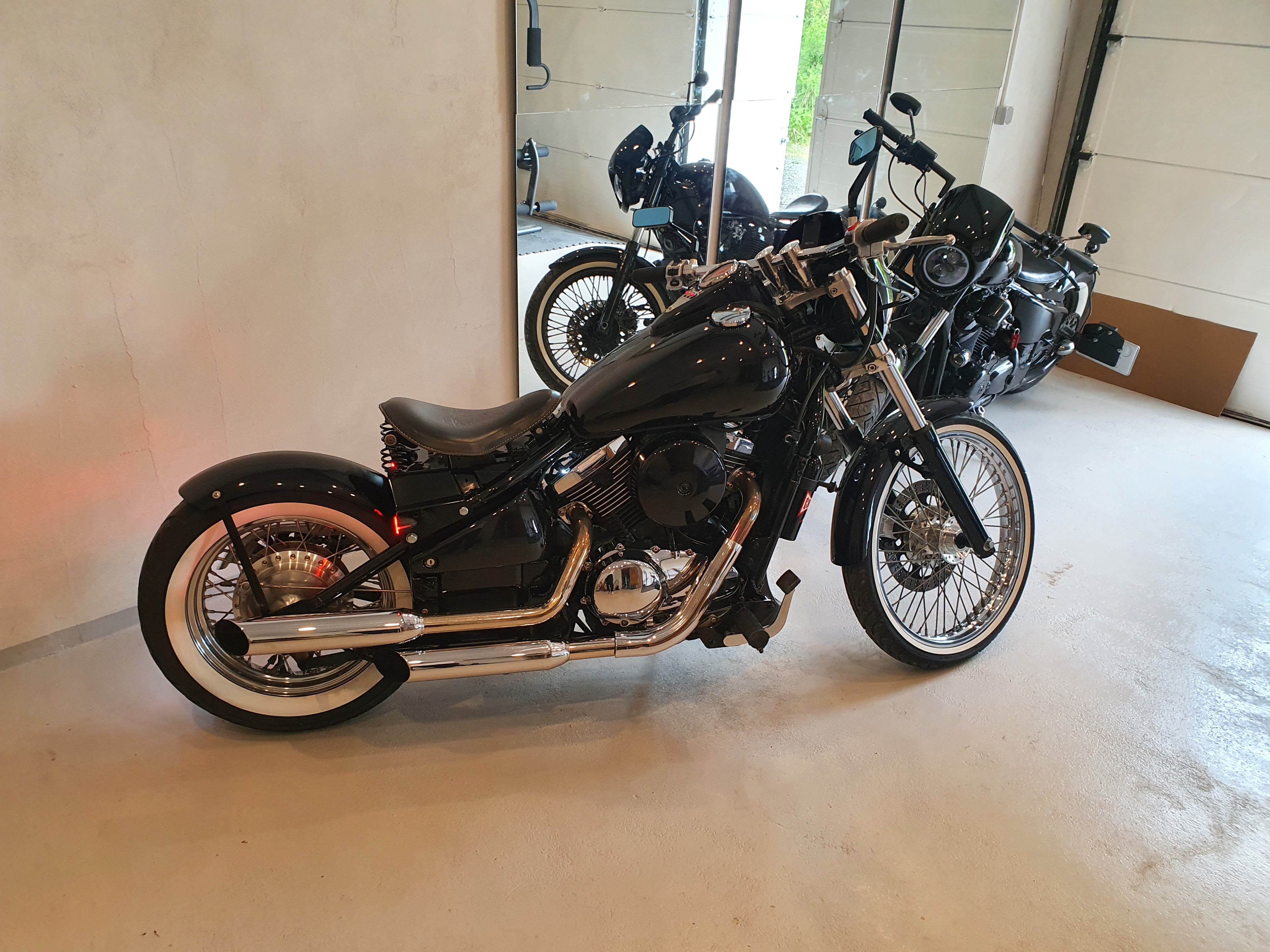 MC - Kawasaki Vn800