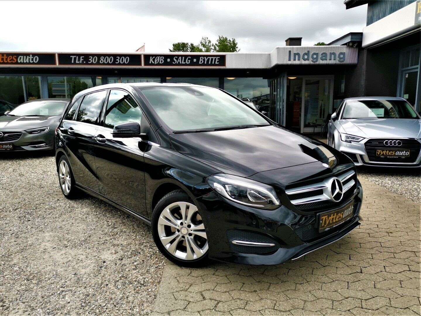 Guide til Mercedes B250 AMG Line Premium 4MATIC 8G-DCT (Årgang 10/2022 ...