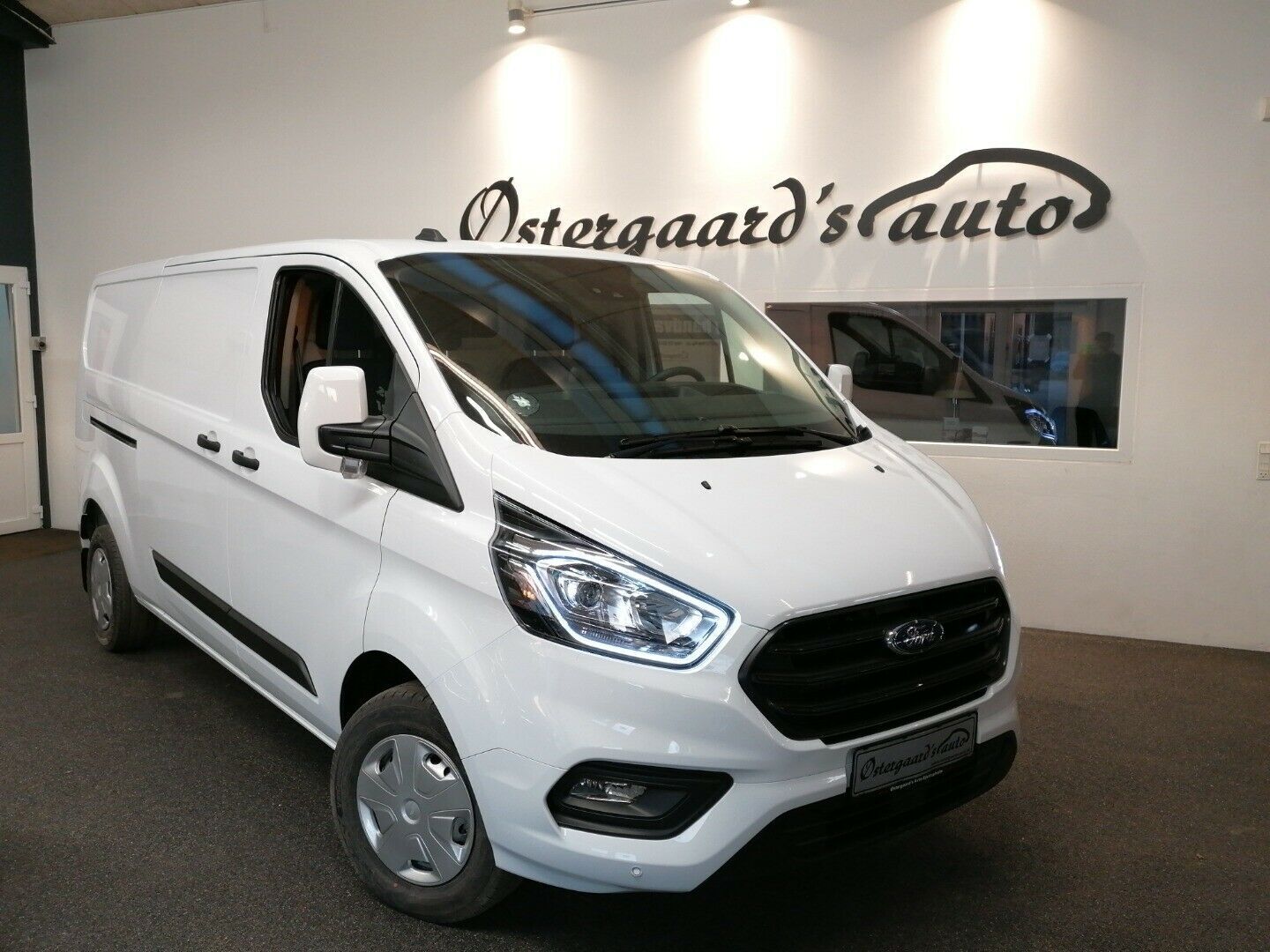 Ford Transit Custom 300L 2,0 TDCi 130 Trend - 224.900 kr