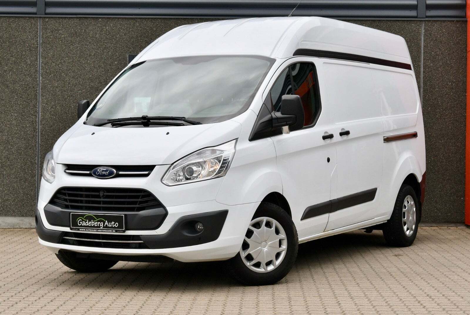 Ford Transit Custom 340L 2,0 TDCi 130 Ambiente - 134.800 kr