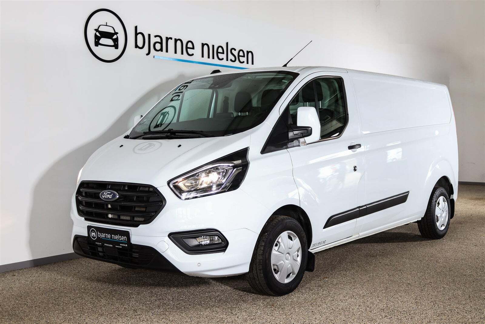 Ford Transit Custom 300L 2,0 TDCi 130 Trend - 254.900,-