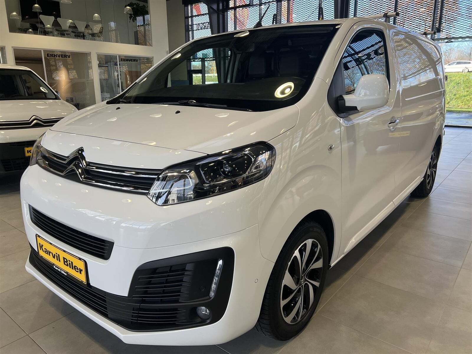 Citroën Jumpy 2,0 BlueHDi 122 L2 MasterLine EAT8 - 224.995 kr