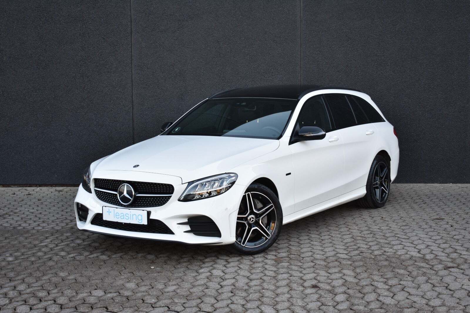 Mercedes C300 de 2,0 AMG Line Night Edition stc. aut. - 2.995 kr/mdr