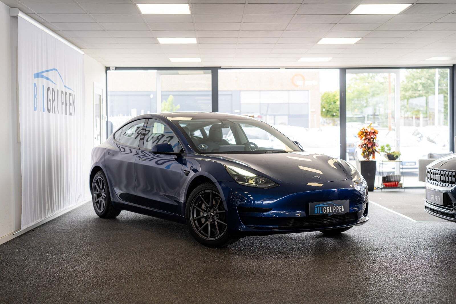 Tesla Model 3 RWD - 323.900 kr
