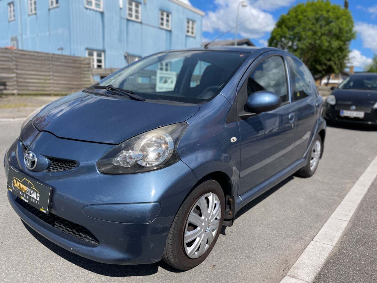 Toyota Aygo 1,0 Plus Blue MMT komfort - 42.700 kr