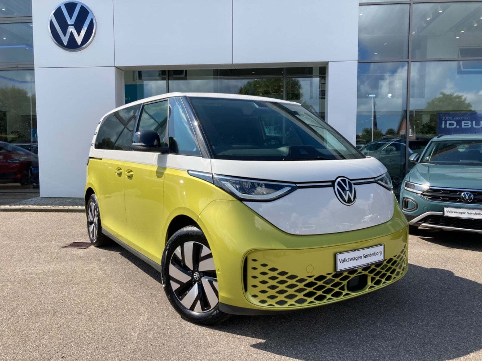 VW ID.Buzz Life 75 Years Edition - 499.900 kr