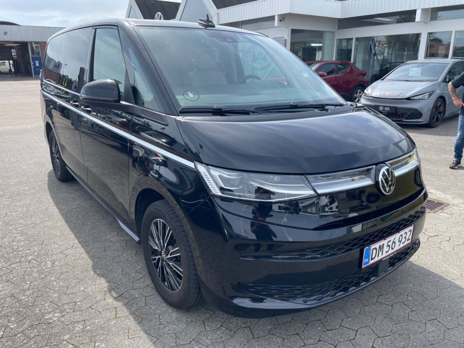 VW Multivan 1,4 eHybrid Style DSG lang - 649.900 kr