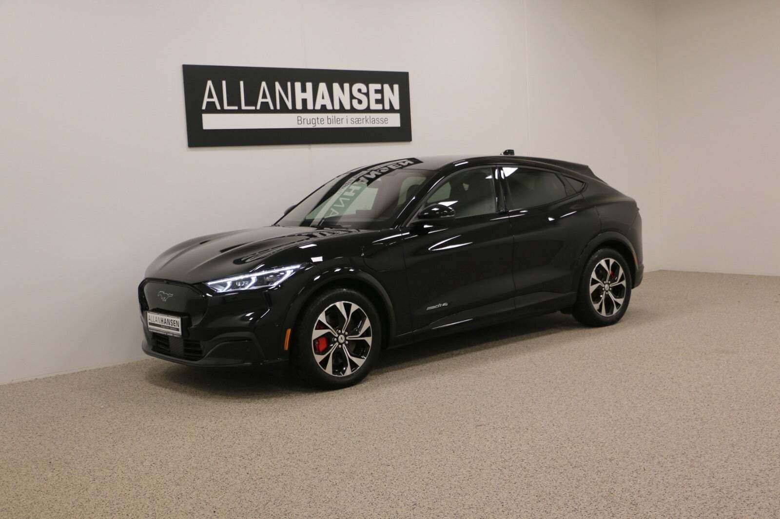 Ford Mustang Mach-E Extended Range AWD - 389.900 kr