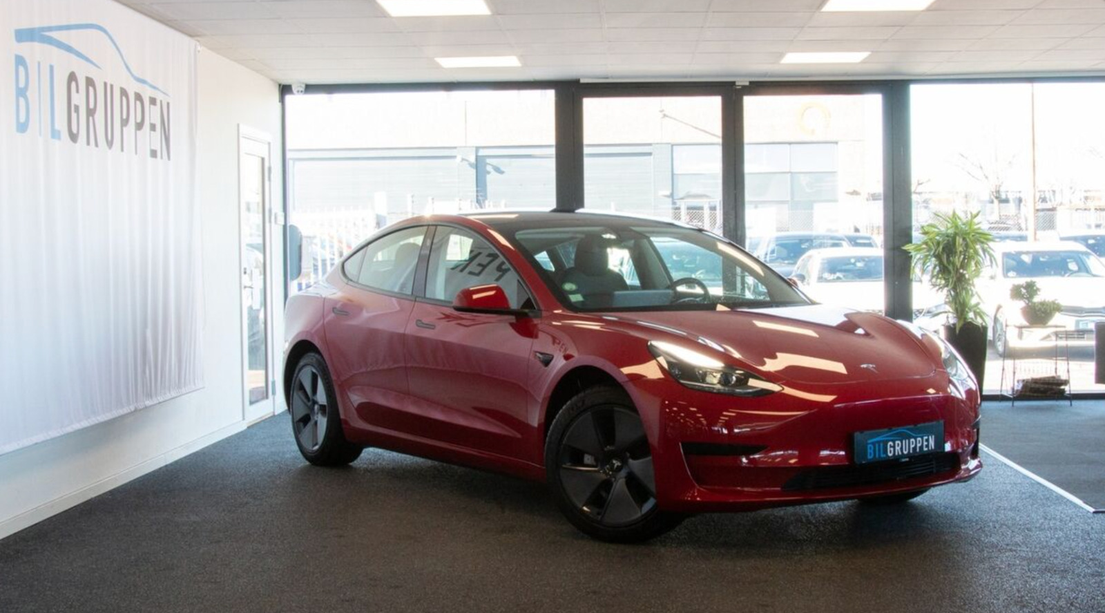Tesla Model 3 RWD - 294.500 kr