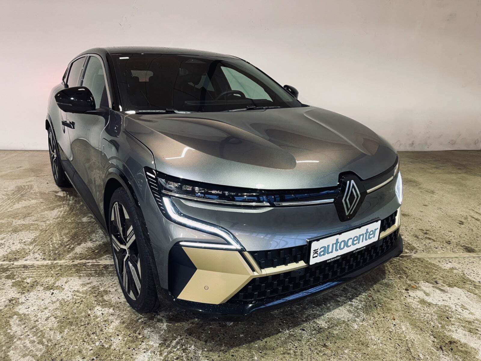 Renault Megane E-Tech 60 Iconic - 319.900 kr