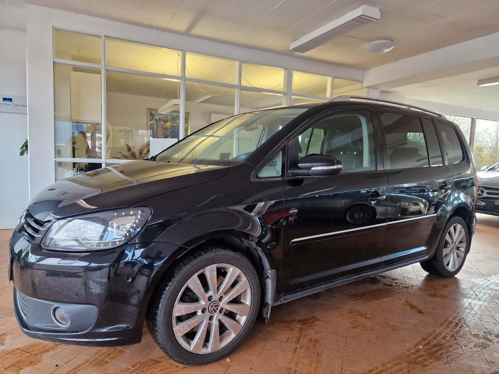 VW Touran 2,0 TDi 140 Highline DSG 7prs - 54.900 kr