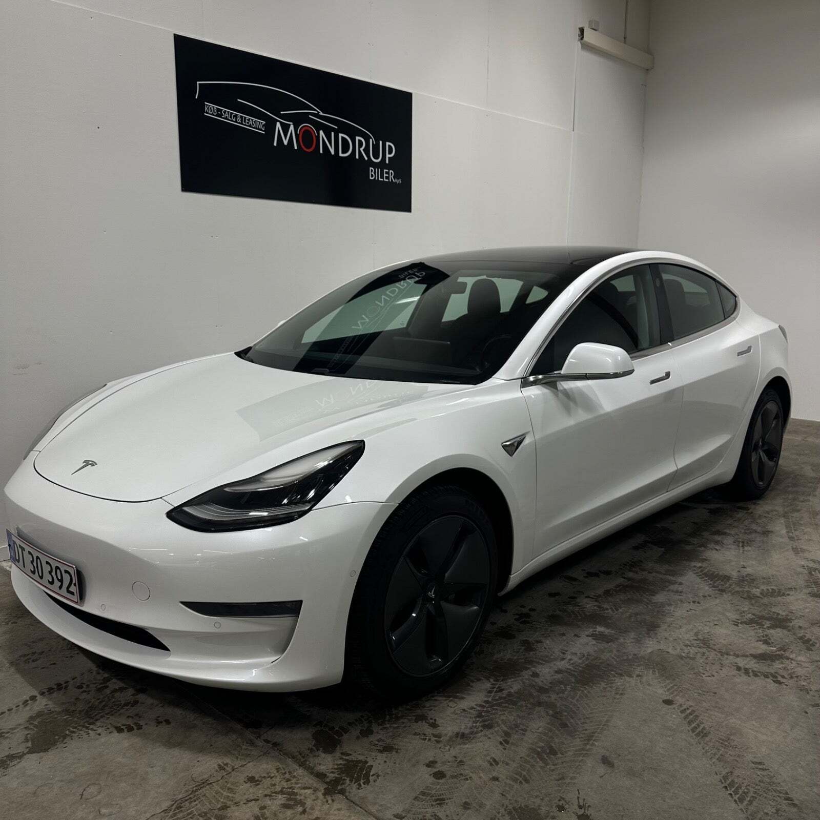 Tesla Model 3 Standard Range+ RWD - 222.800 kr