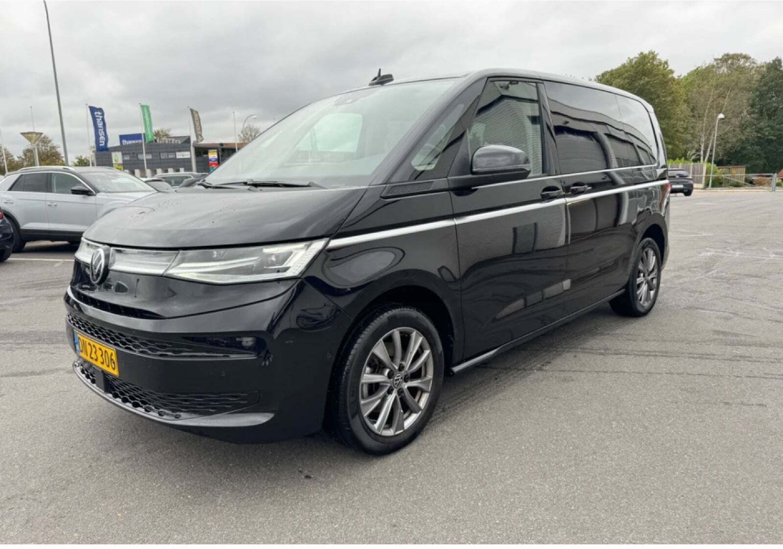 VW Multivan 1,4 eHybrid Style DSG kort - 599.900 kr