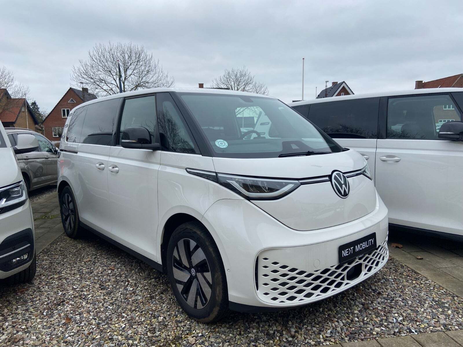 VW ID.Buzz Life - 394.900 kr