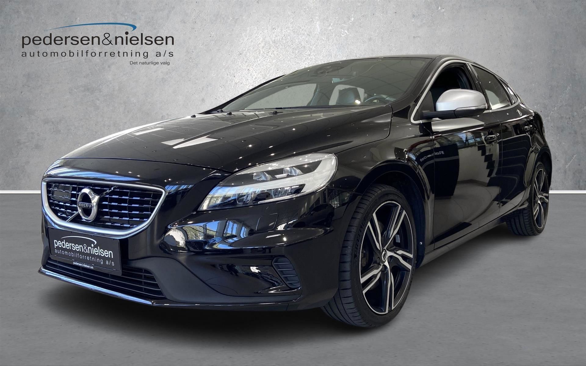 Volvo V40 2,0 T5 R-design 245HK 5d 8g Aut. - 219.900 kr