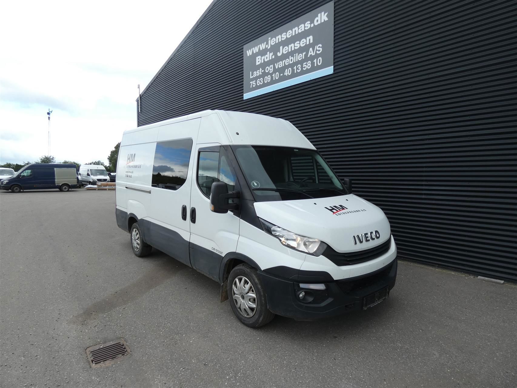 Iveco Daily 2,3 35S16 12m3 Mandskabsvogn D 156HK Van Aut. - 129.000 kr