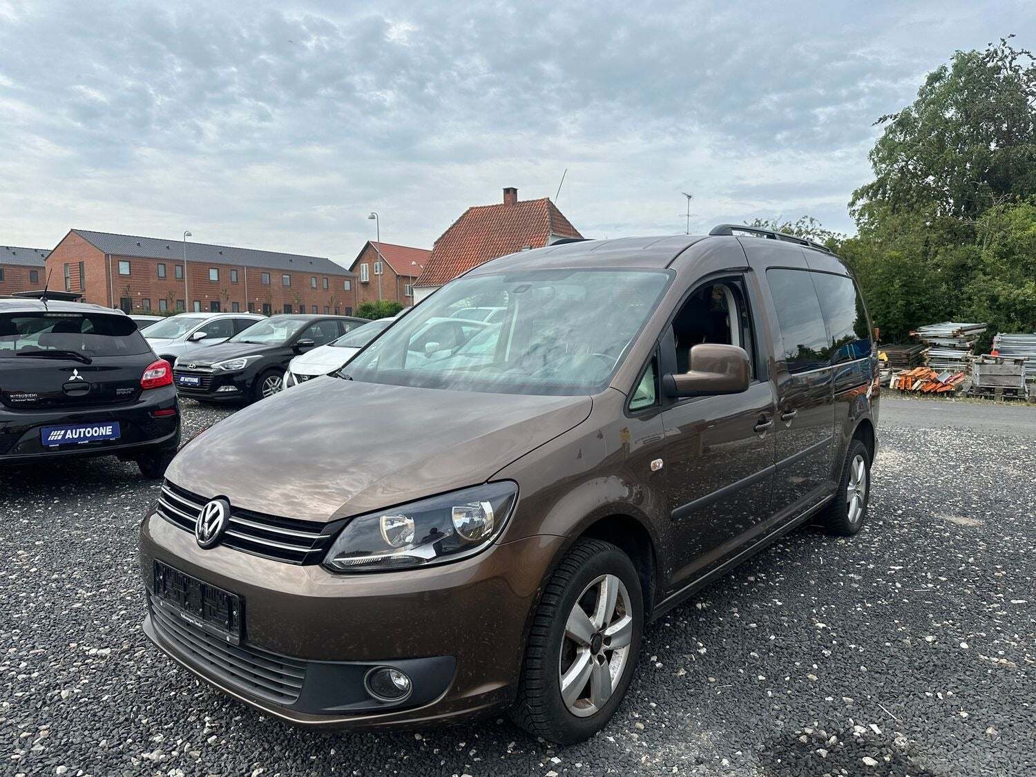 VW Caddy Maxi 1,6 TDi 102 Trendline DSG BMT - 99.800 kr