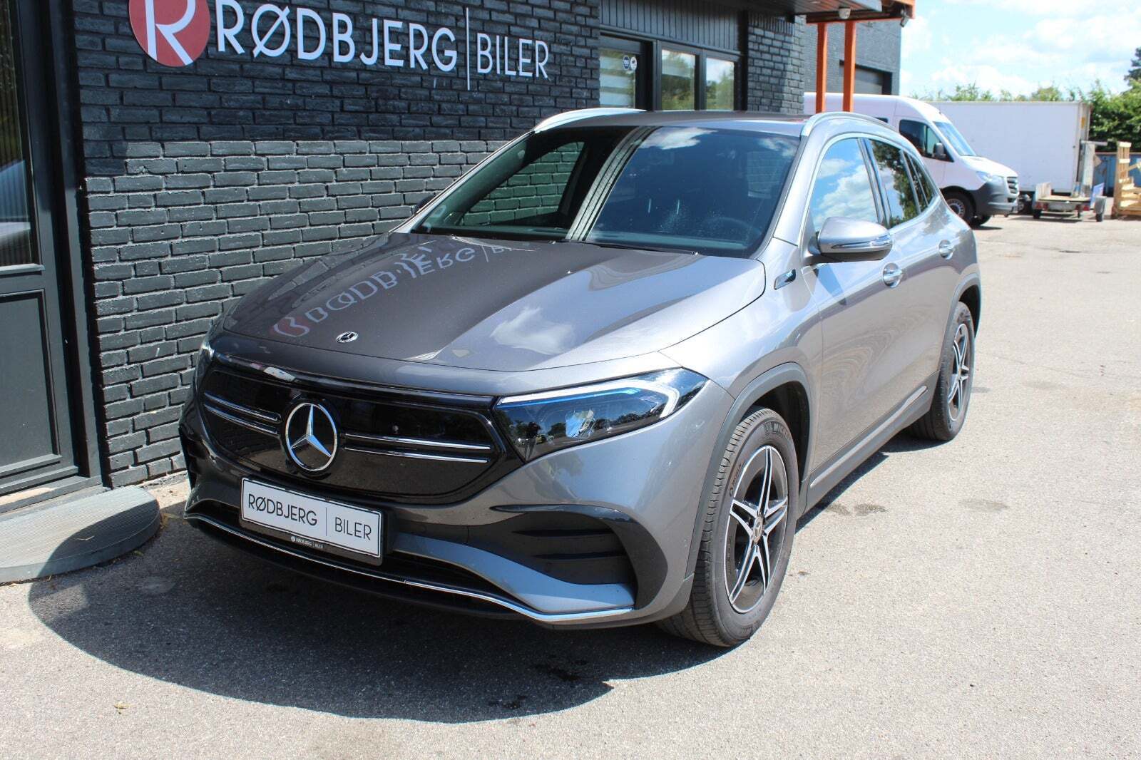 Mercedes EQA250+ AMG Line - 334.800 kr
