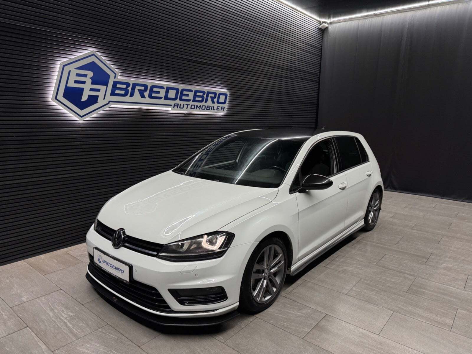VW Golf VII 2,0 TDi 150 R-line DSG BMT - 159.500 kr