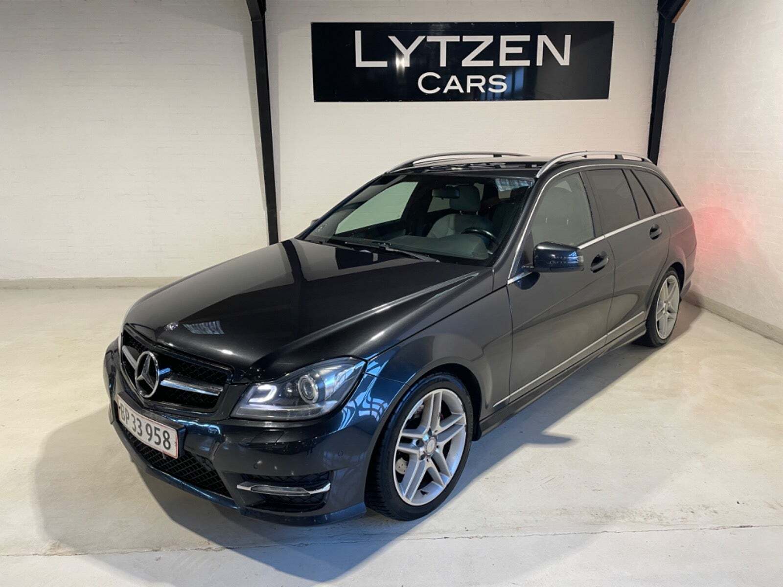 Mercedes C220 2,2 CDi AMG Line stc. aut. - 85.000 kr