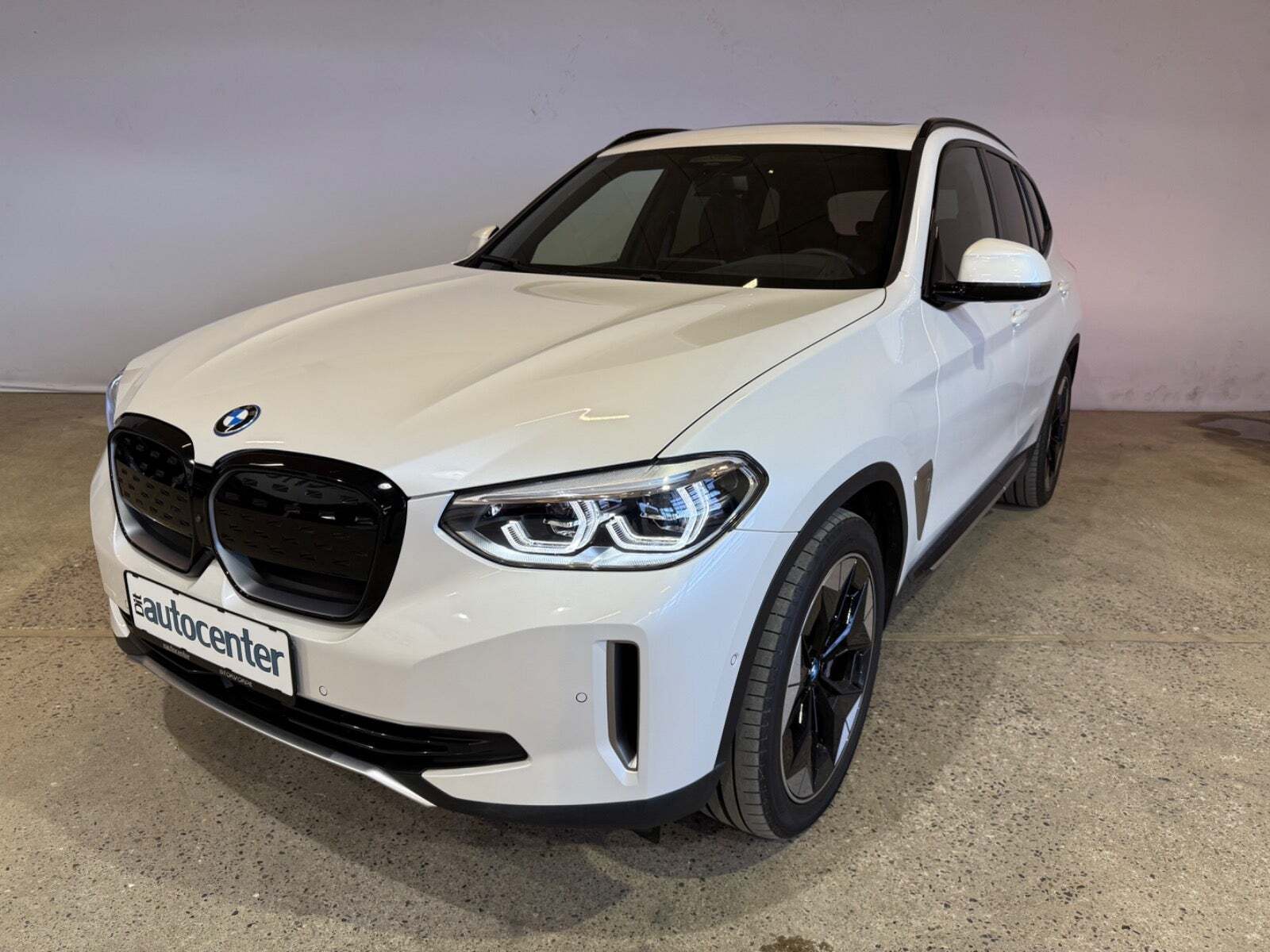 BMW iX3 Charged Impressive - 319.500 kr