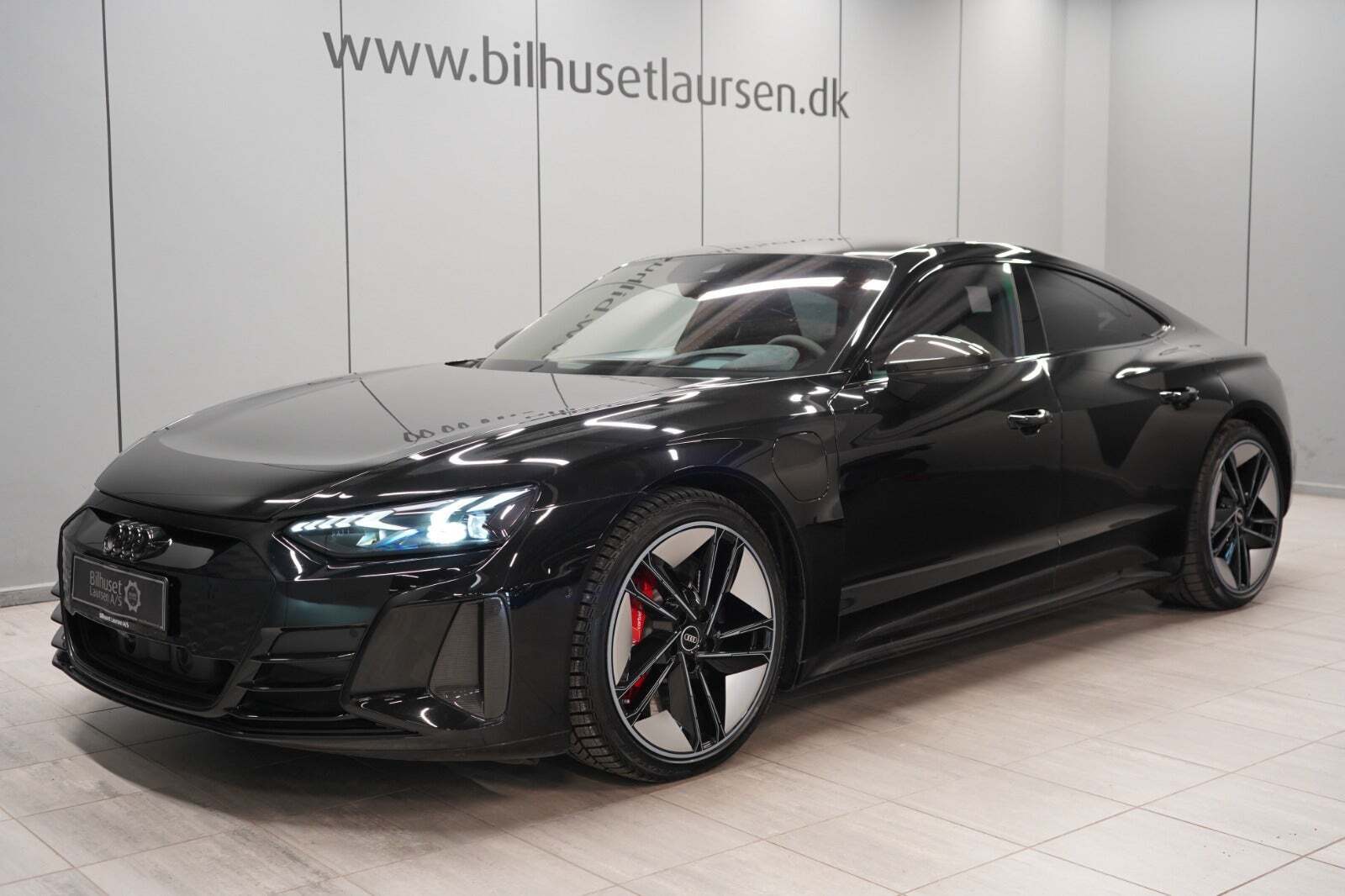 Audi RS e-tron GT quattro - 849.900 kr