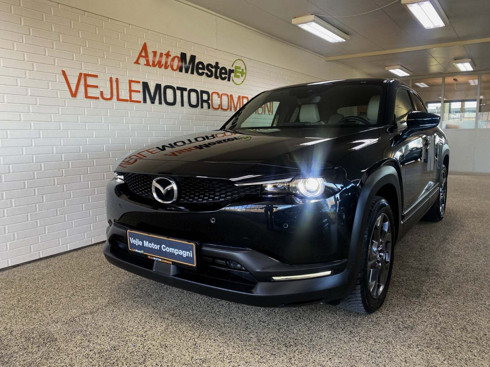 Mazda MX-30 e-SkyActiv First Edition - 124.900 kr