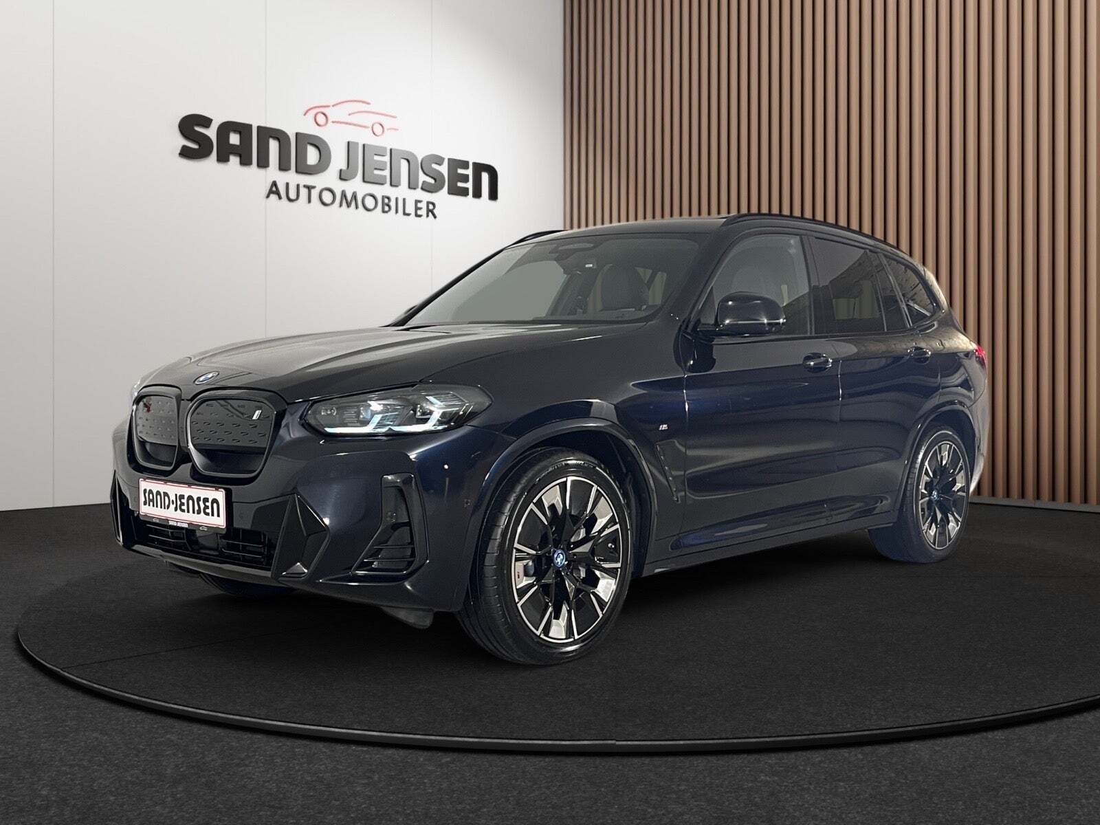 BMW iX3 Charged Plus M-Sport Van - 389.900 kr