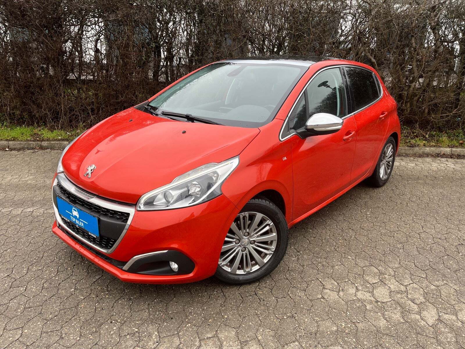 Peugeot 208 1,2 e-THP 110 Allure Sky - 92.990 kr