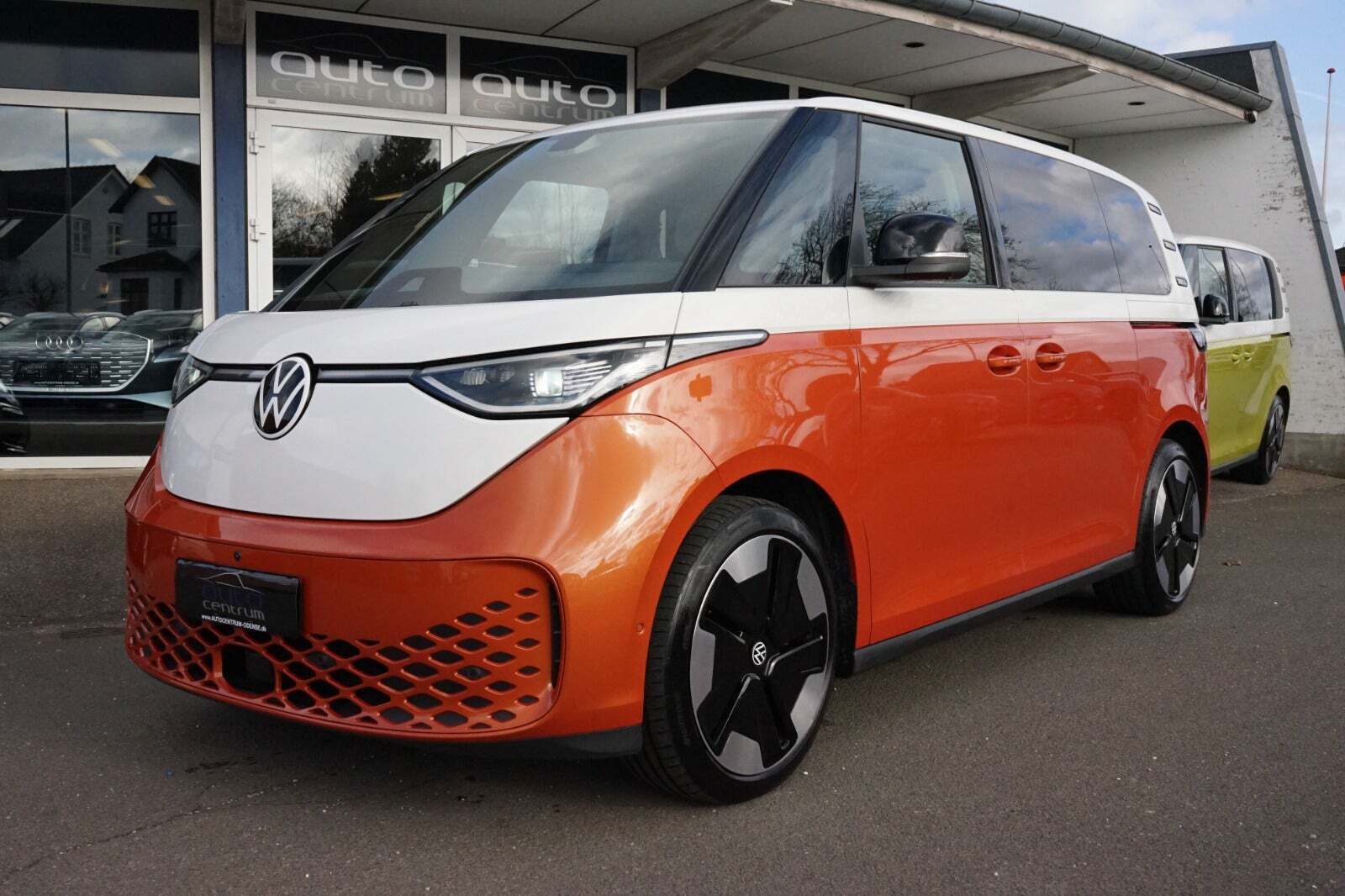 VW ID.Buzz Style 75 Years Edition SWB - 399.900 kr