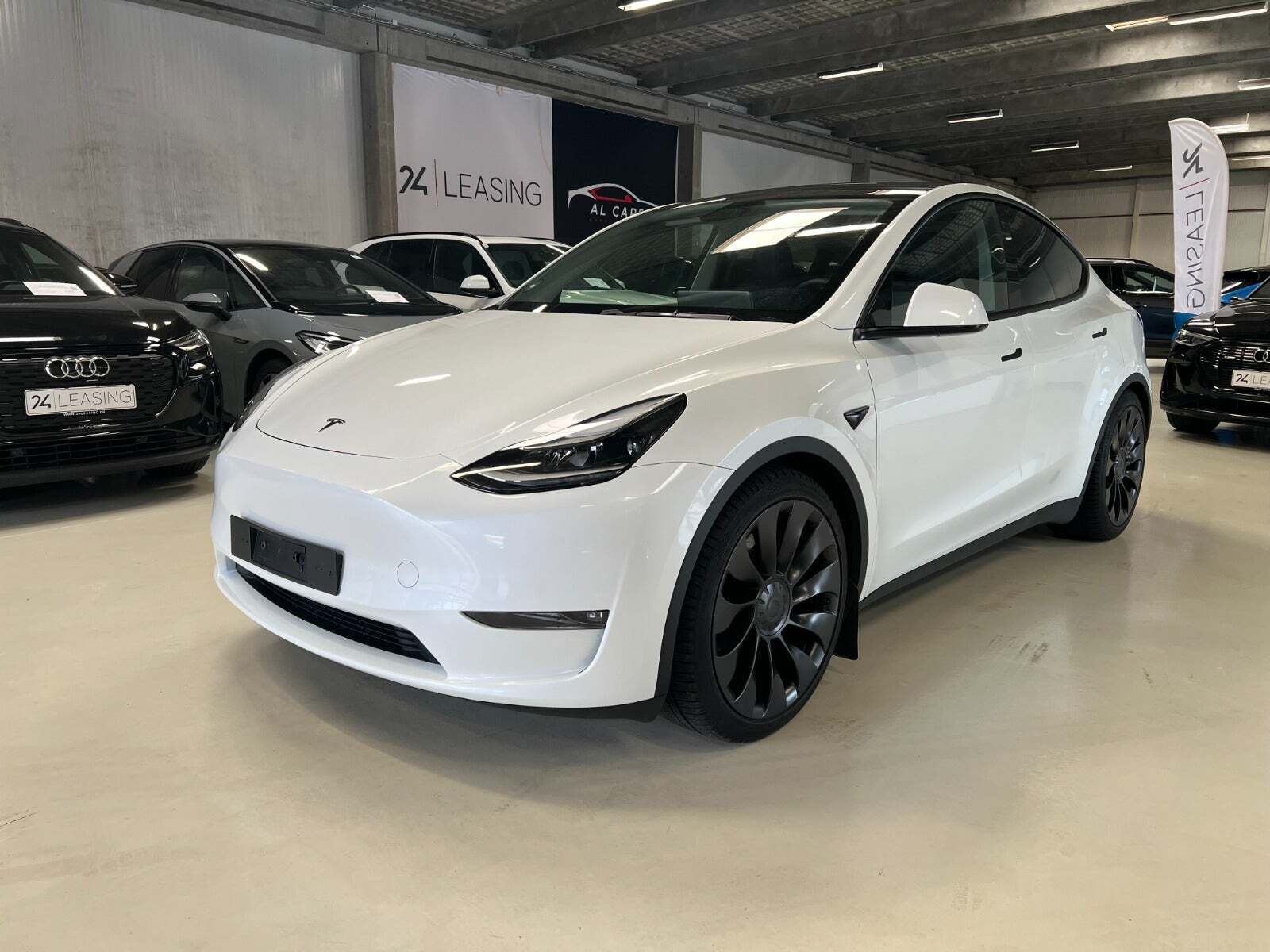 Tesla Model Y Performance AWD - 299.000 kr