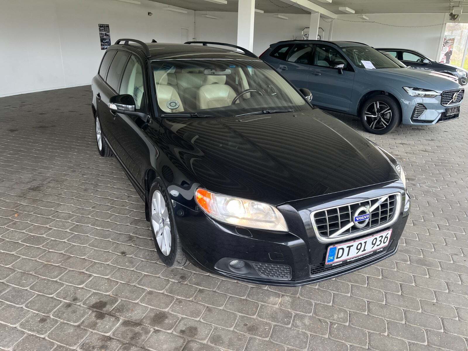 Volvo V70 2,4 D 163 R-Design aut. - 38.500 kr