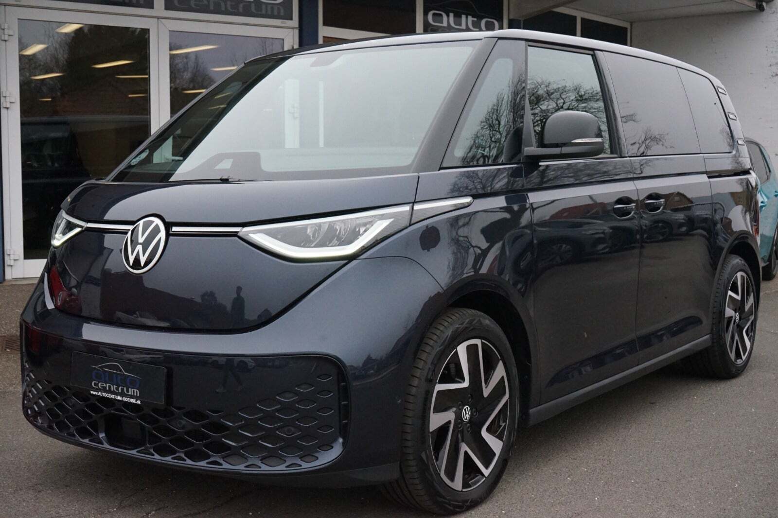 VW ID.Buzz Life 75 Years Edition SWB - 359.900 kr