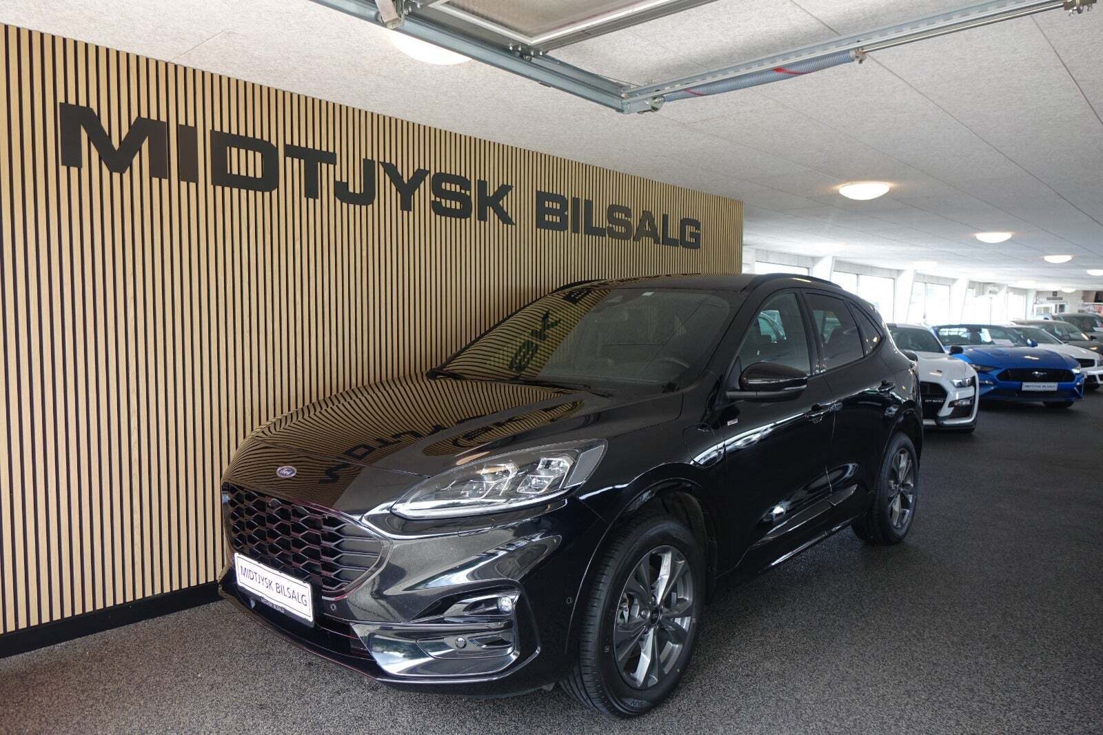 Ford Kuga 2,5 PHEV ST-Line X CVT - 199.500 kr