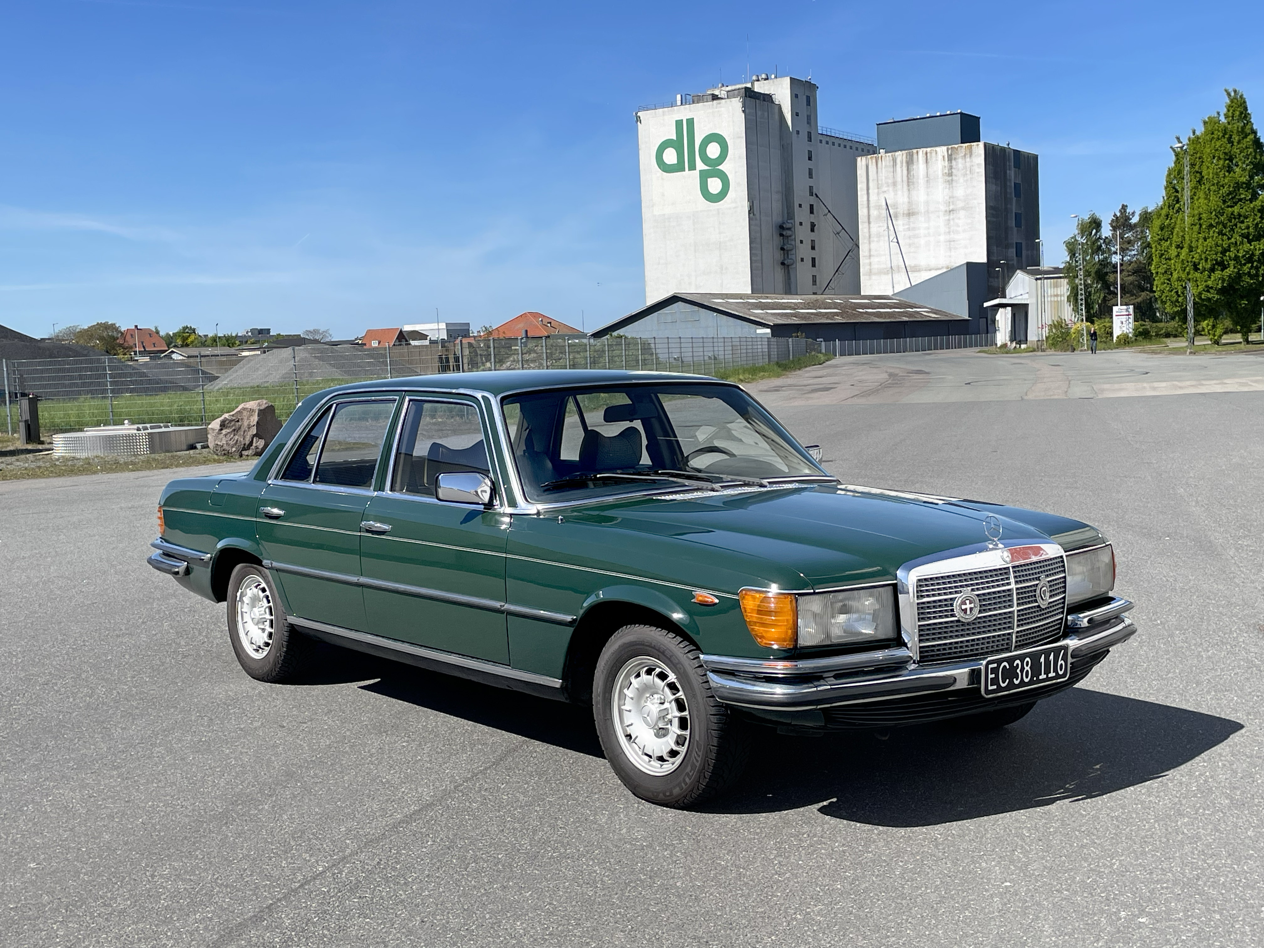 Mercedes 280 S 2,8 W116 - 90.000 kr