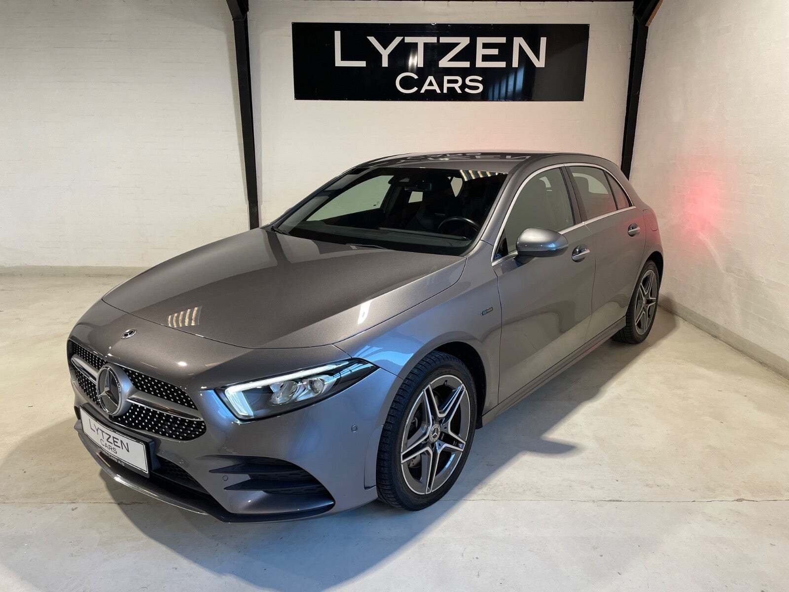 Mercedes A250 e 1,3 AMG Line aut. - 274.800 kr