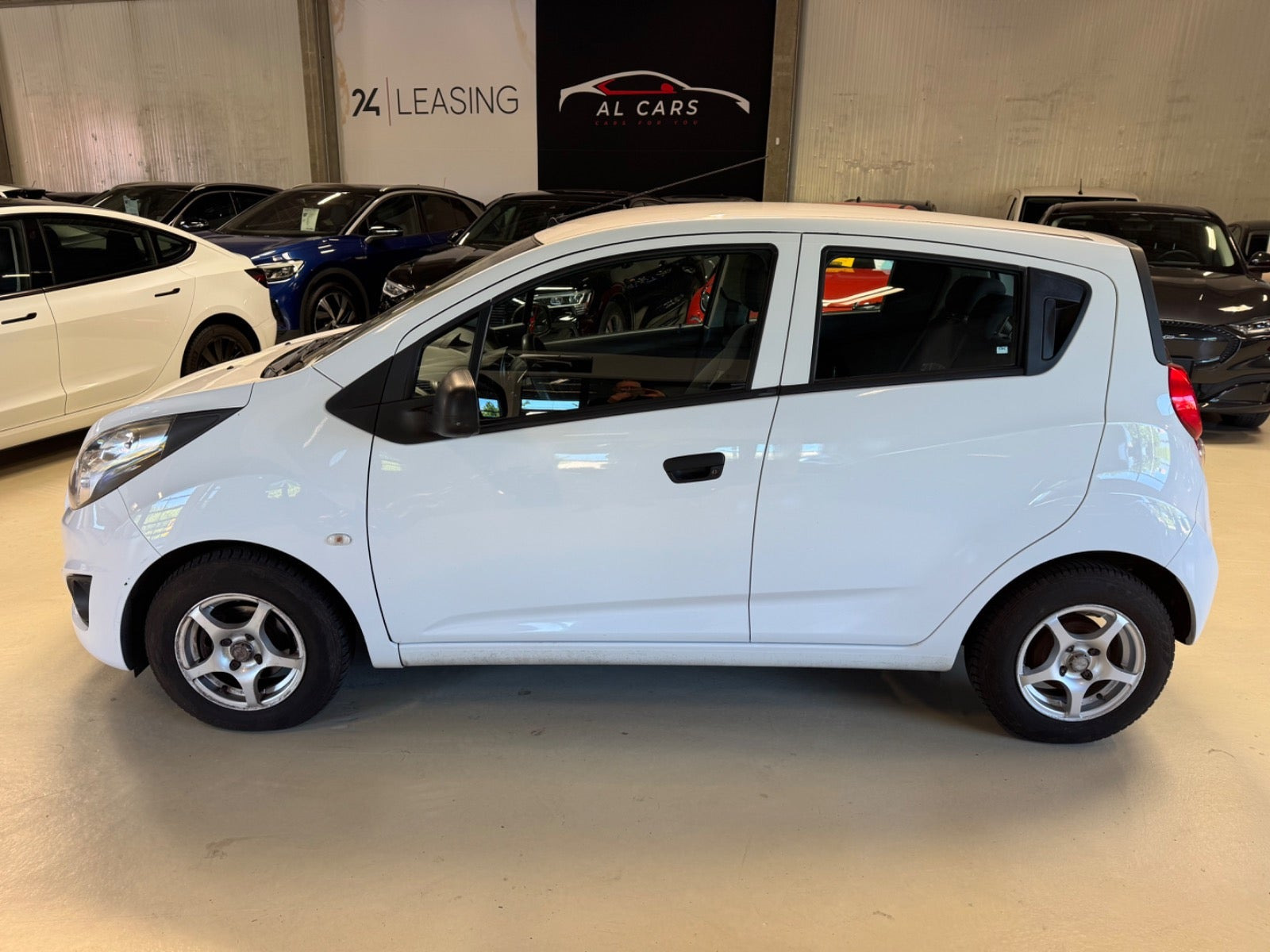 Til salg - Chevrolet Spark 1.0 Manual, 5-trins, 68ps, 2014 til salg hos ...