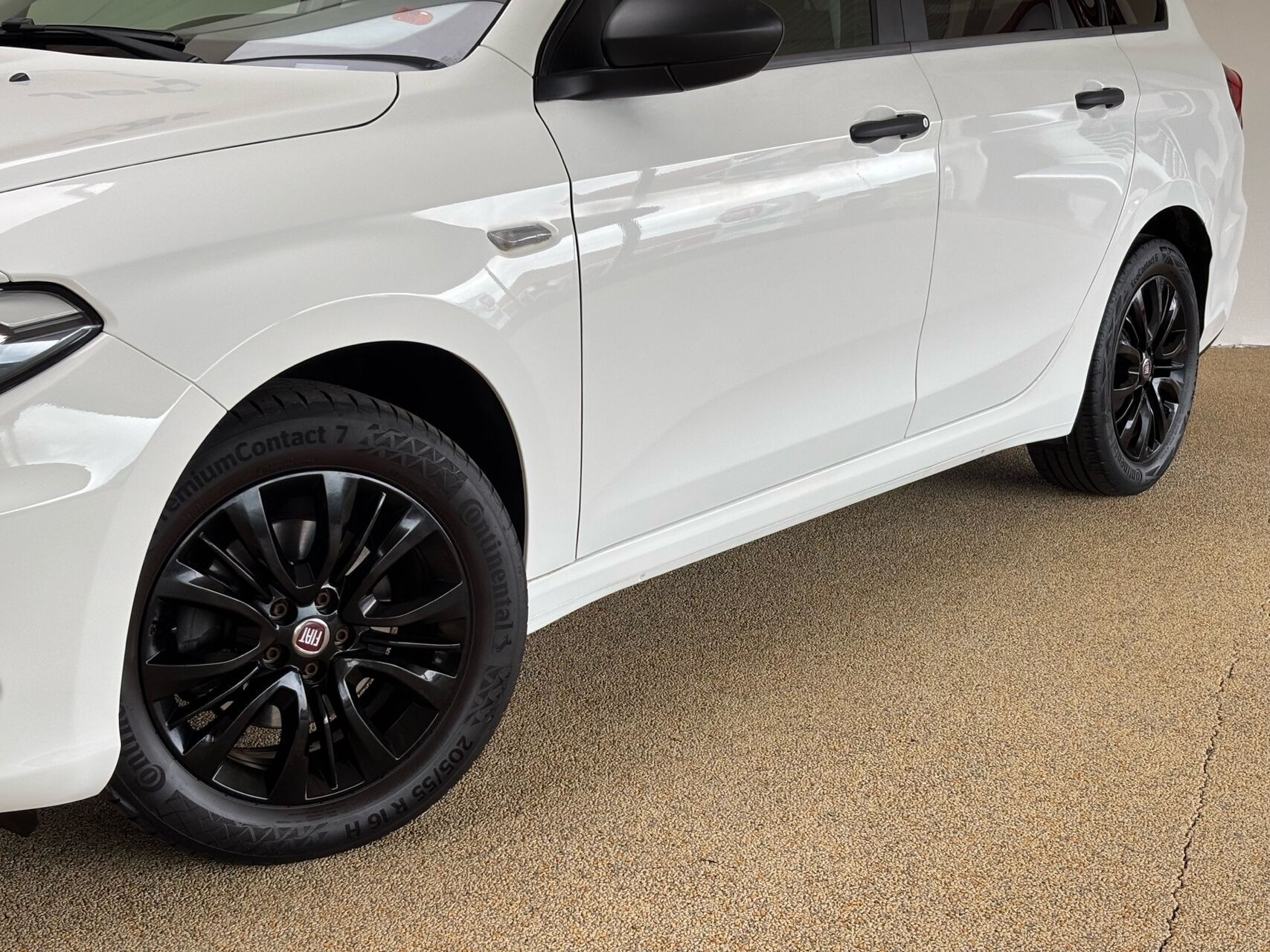 Til salg - Fiat Tipo Station Wagon 1.4 FIRE Manual, 6-trins, 95ps, 2019 ...